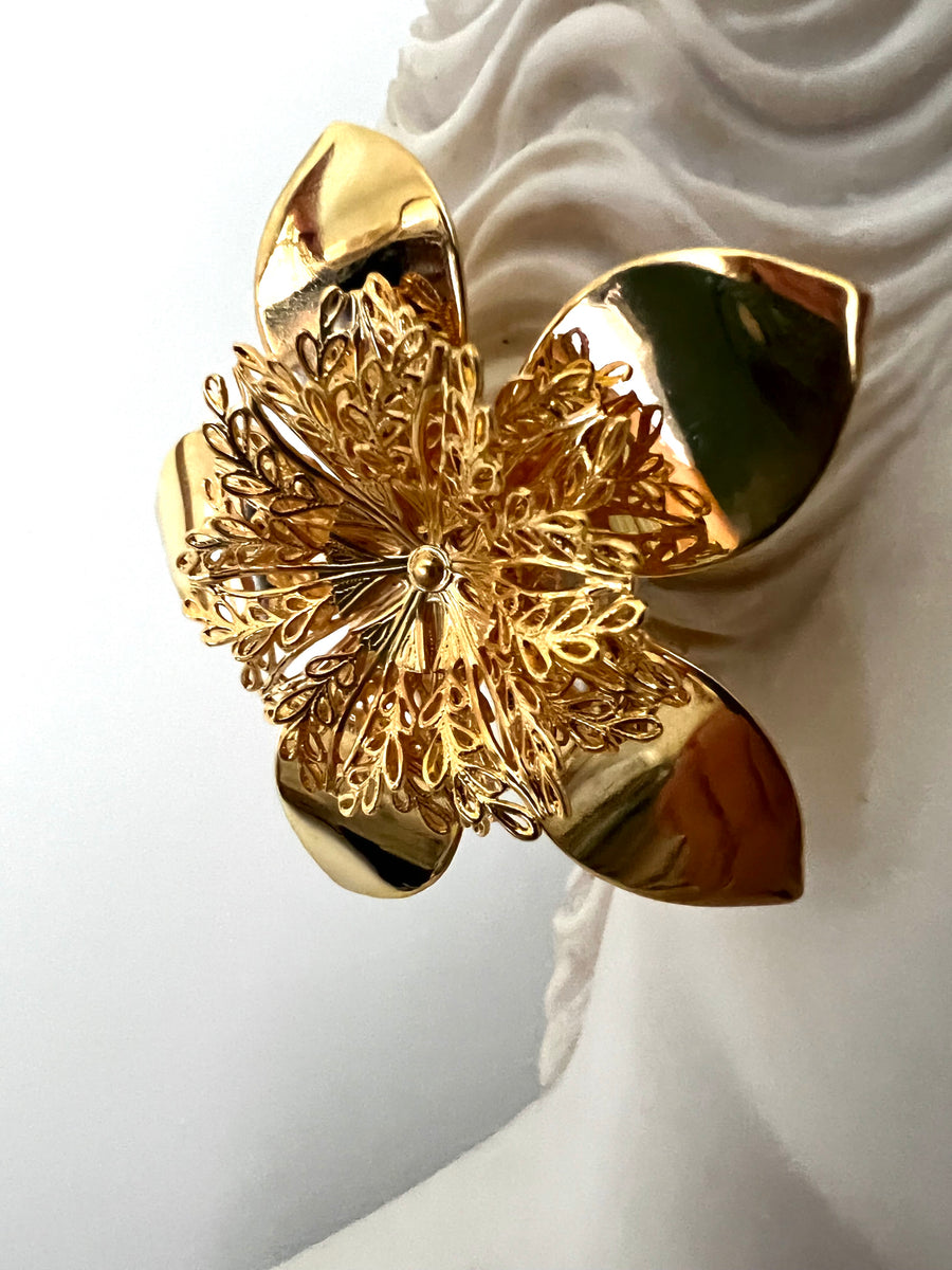 Billie Floral Earrings – Chelsea De Luca Jewellery