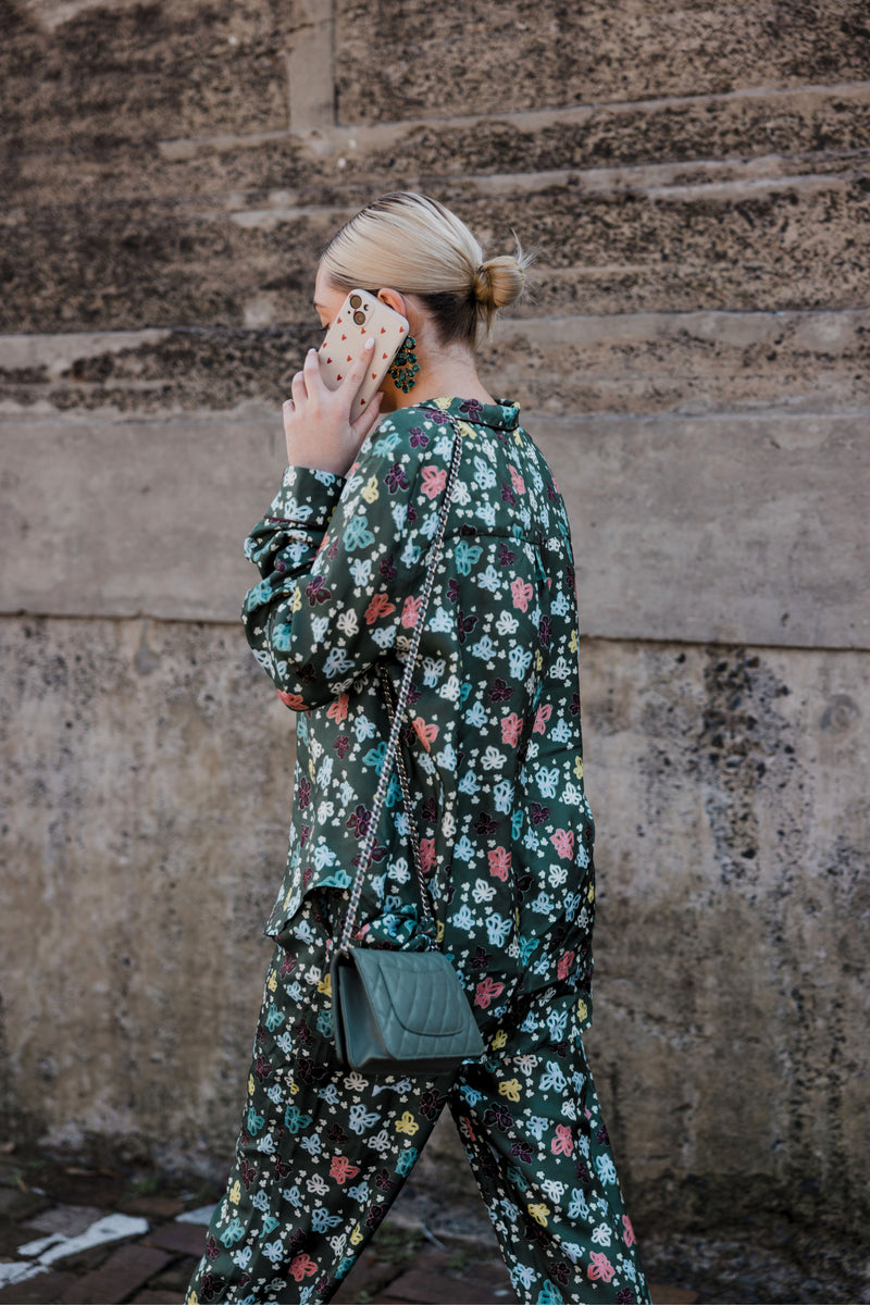 Audrey Silk Set in Moss Green | Loungewear | Chelsea De Luca – Chelsea ...